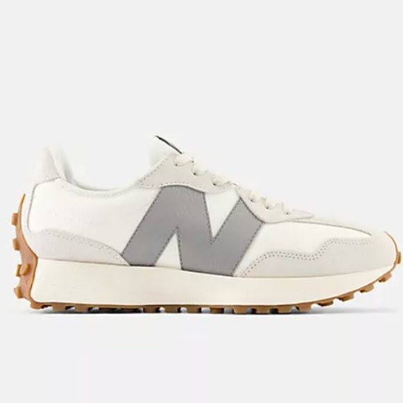 New Balance | Shoes | New Balance 327 Unisex W95m8 Casual Sneakers ...